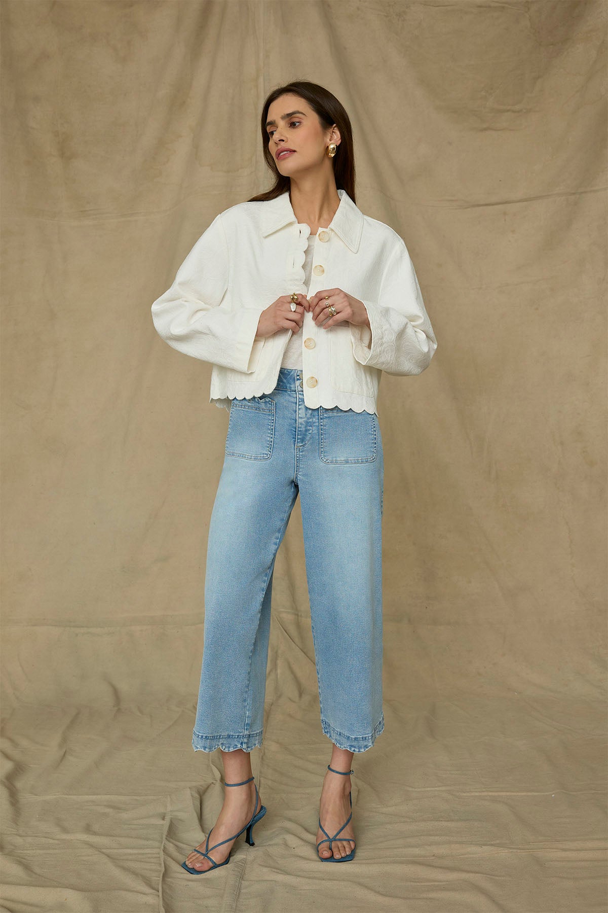 High Rise Patch Pocket Cropped Wide Leg Jeans with Scallop Edge – Wit ...